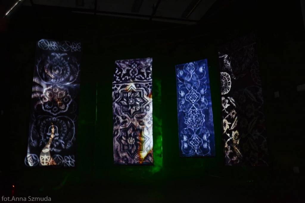 Batik VI | Beauton Art Gallery